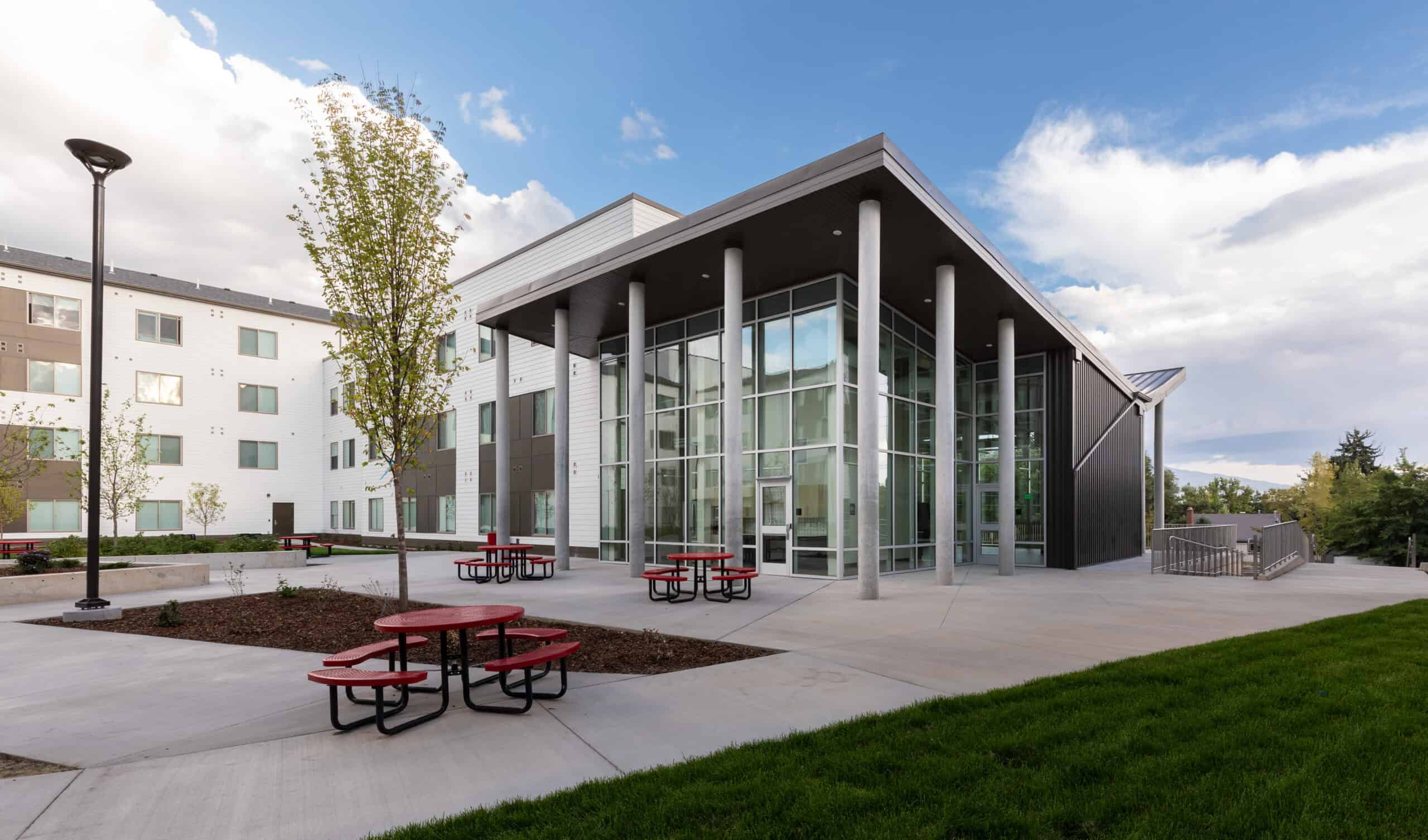University Of Utah West Village Family & Graduate Housing - Jacobsen ...
